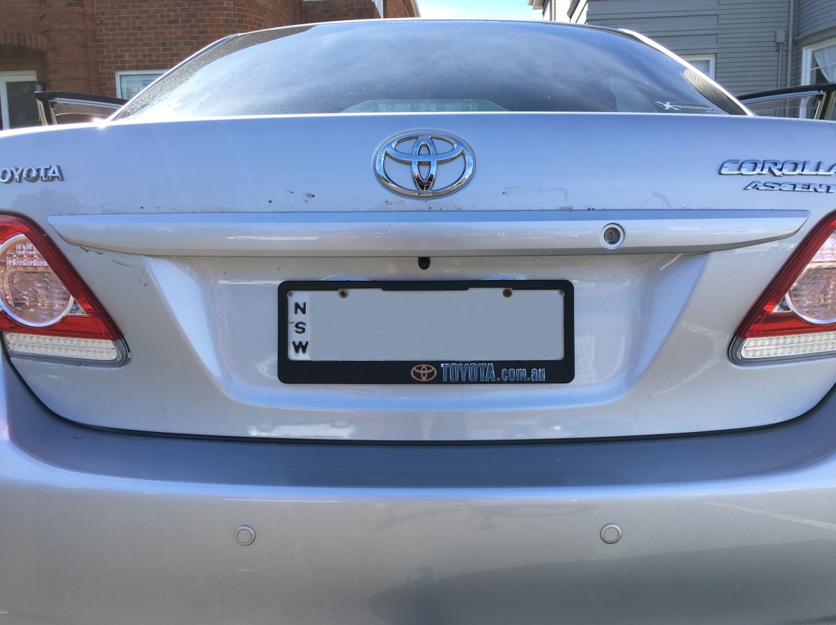 Corolla Sedan 2010 Reverse Camera | Creative Installations