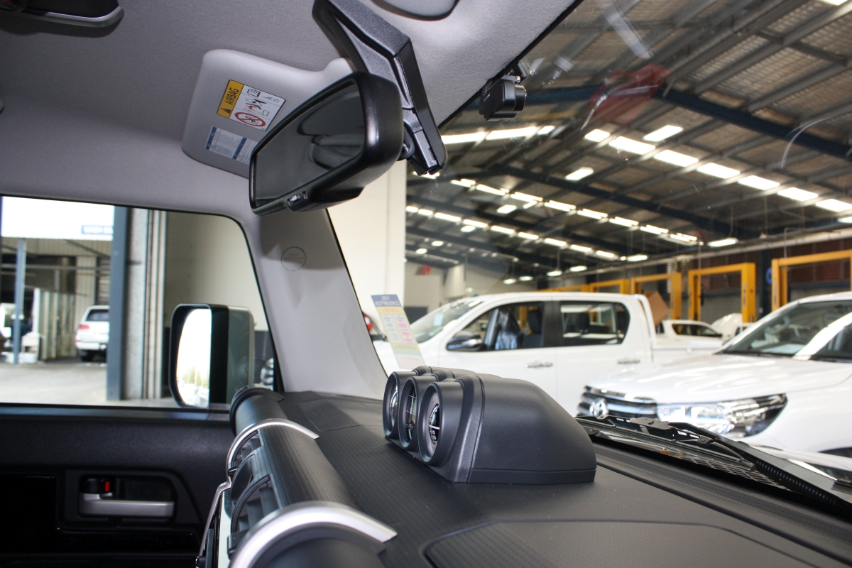 FJ Cruiser 2016 eCELL Dash Cameras | Creative Installations