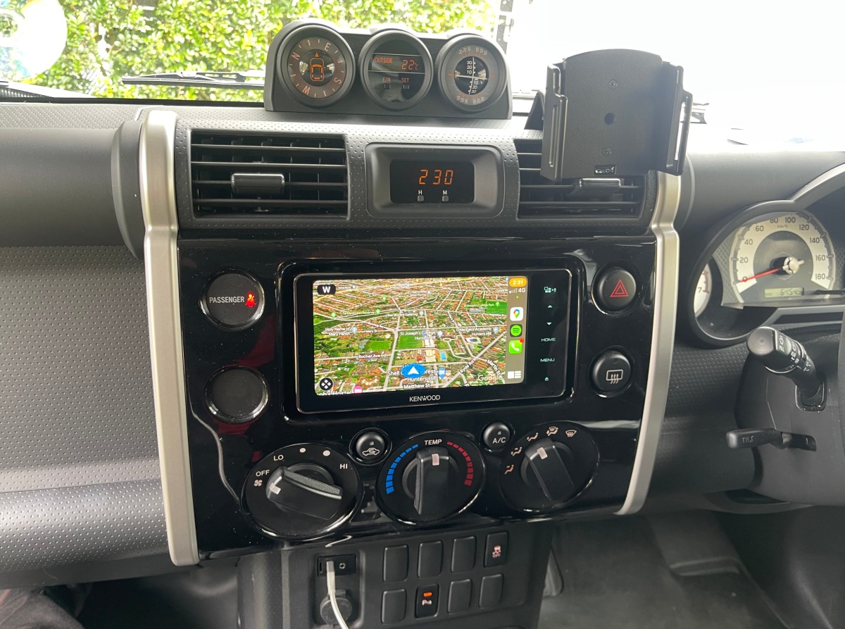 FJ Cruiser 2016 Kenwood DDX920WDABS Head Unit | Creative Installations