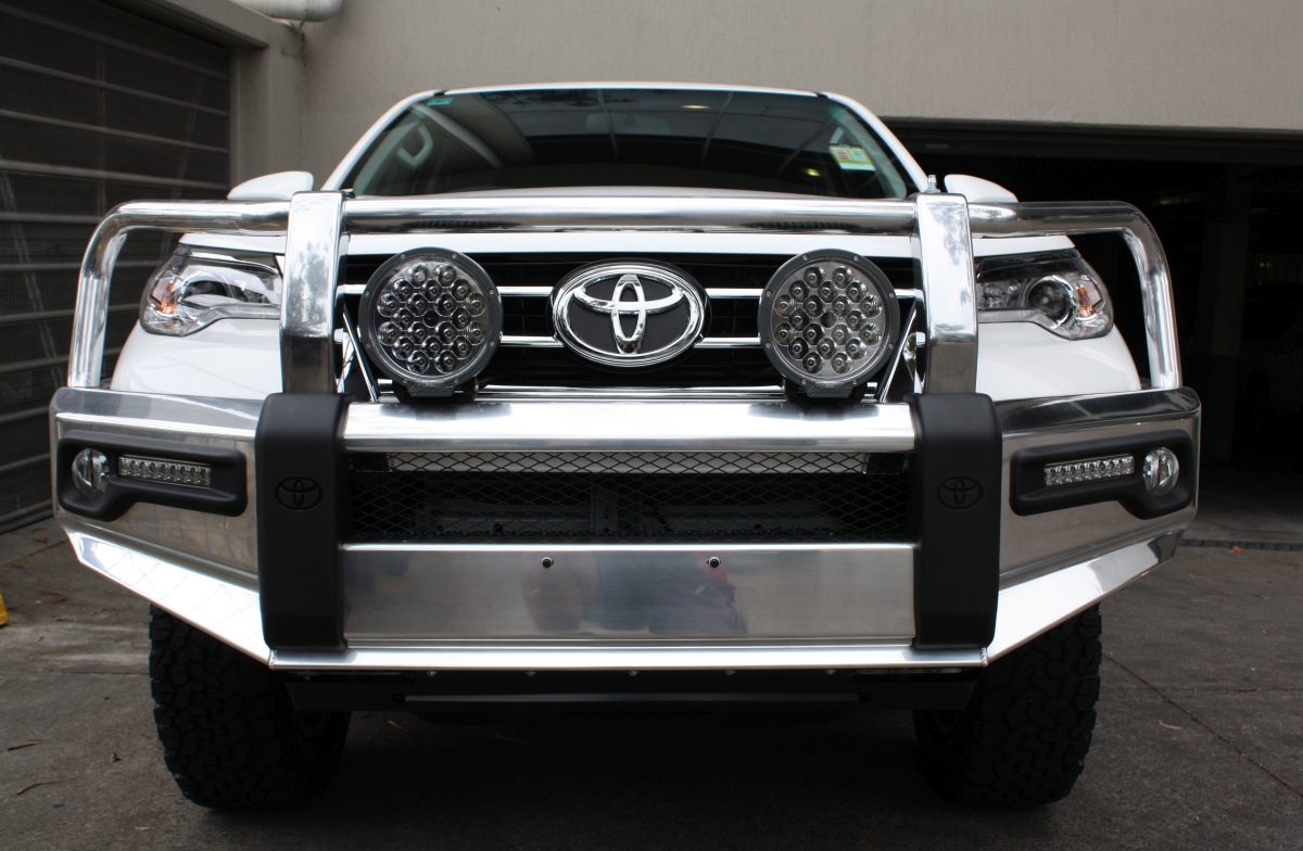 Fortuner 2016 Lightforce 180 GEN2 LED Driving Lights | Creative ...