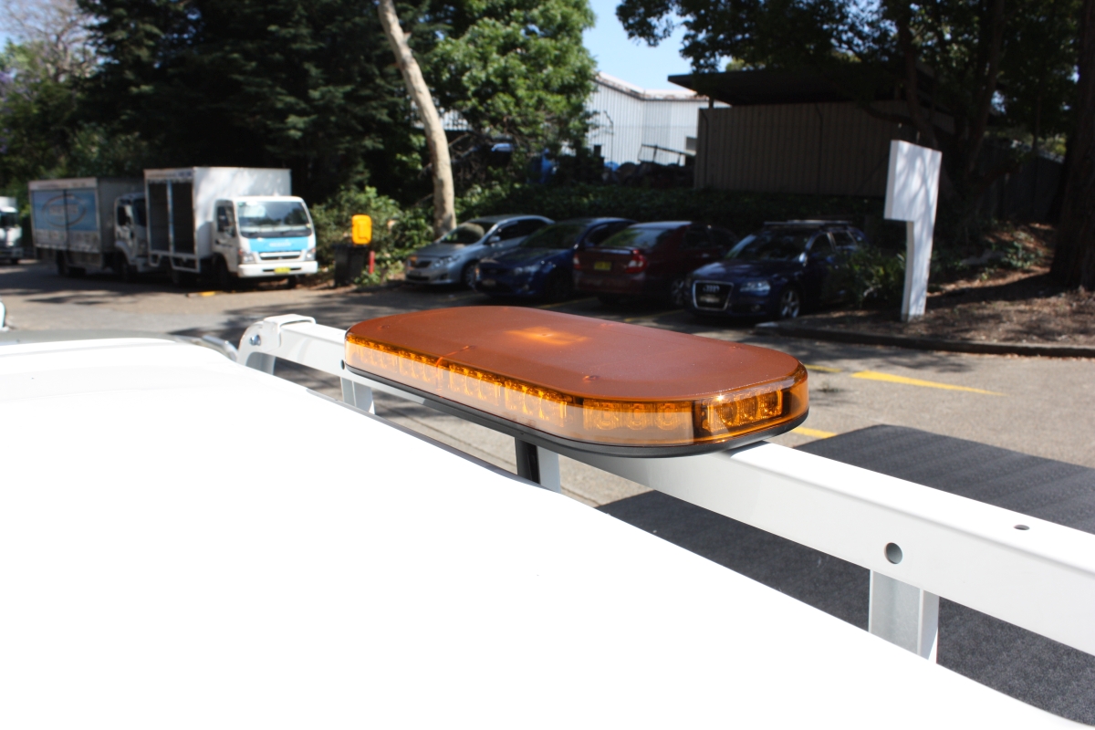 HiLux 2016 Britax LED Warning Light Microbar on hedboard | Creative ...