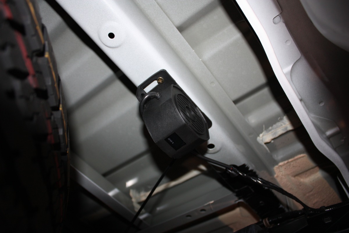 HiLux 2016 Reverse Squawker Alarm | Creative Installations