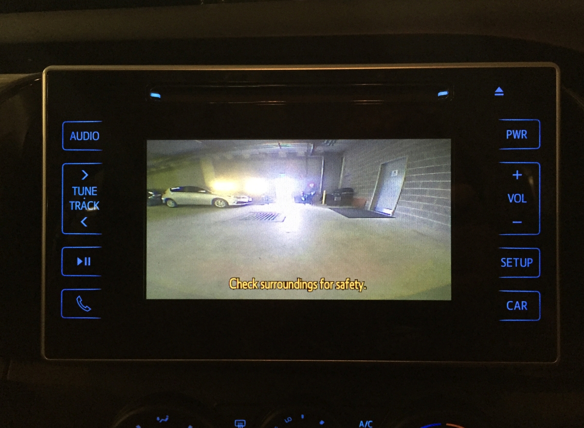 HiLux 2016 Integrated Reverse Camera | Creative Installations