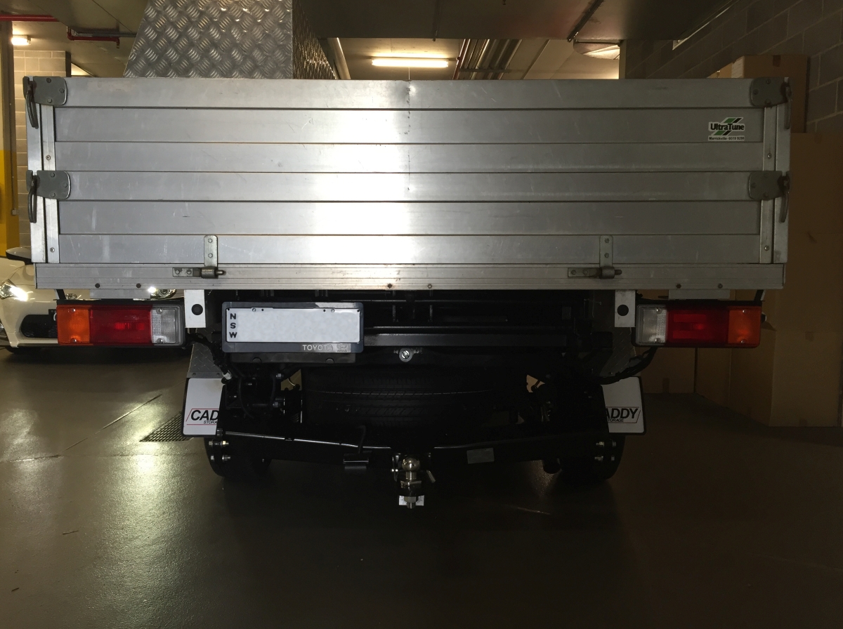 HiLux 2016 Integrated Reverse Camera | Creative Installations