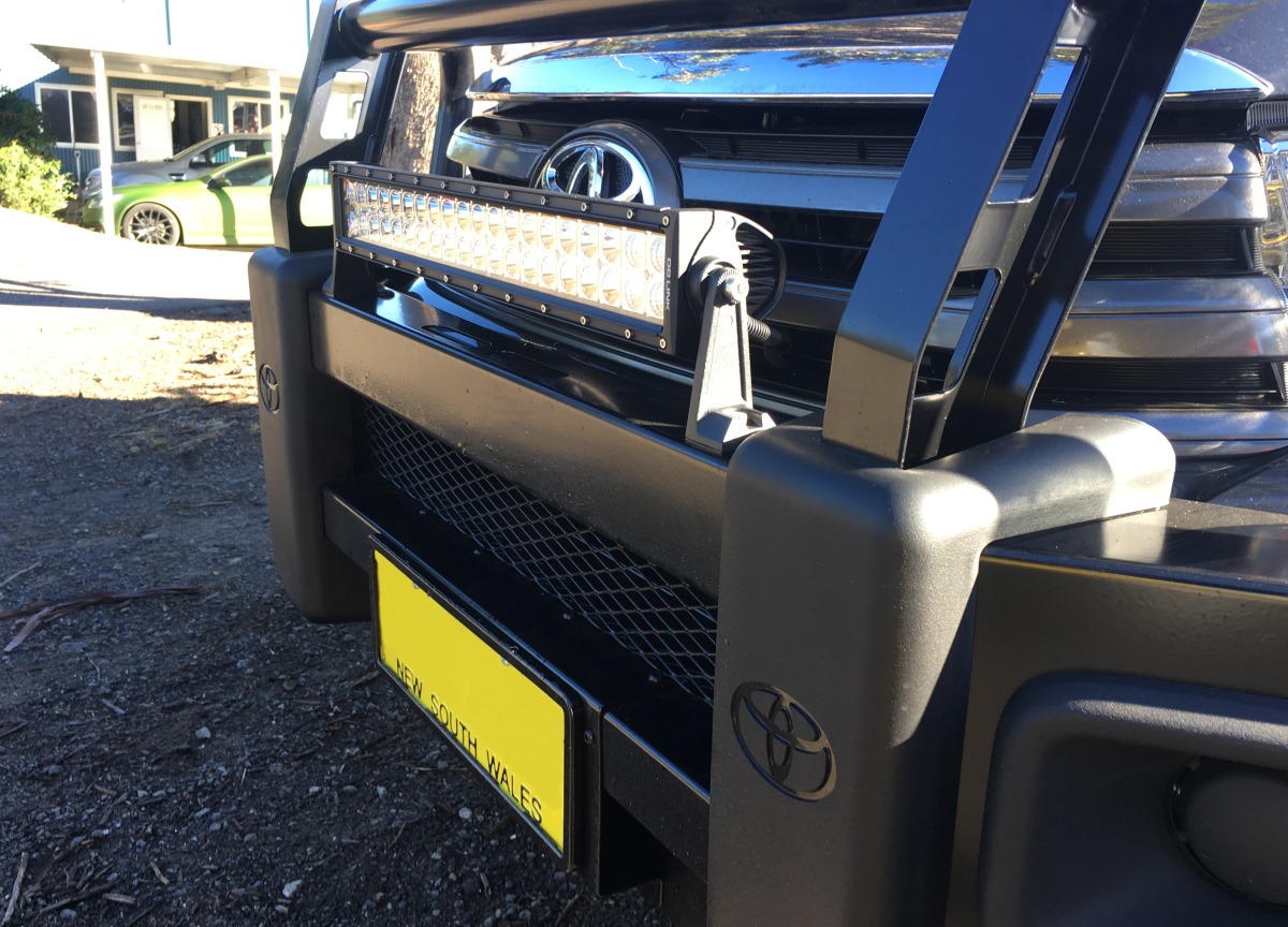 HiLux 2018 DB Link 22" Dual Row LED Light Bar | Creative Installations