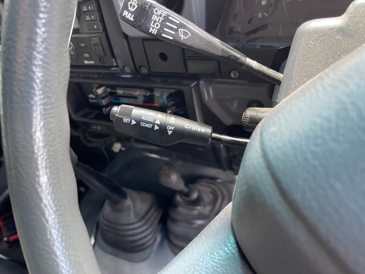 LandCruiser 1999 Cruise Control | Creative Installations
