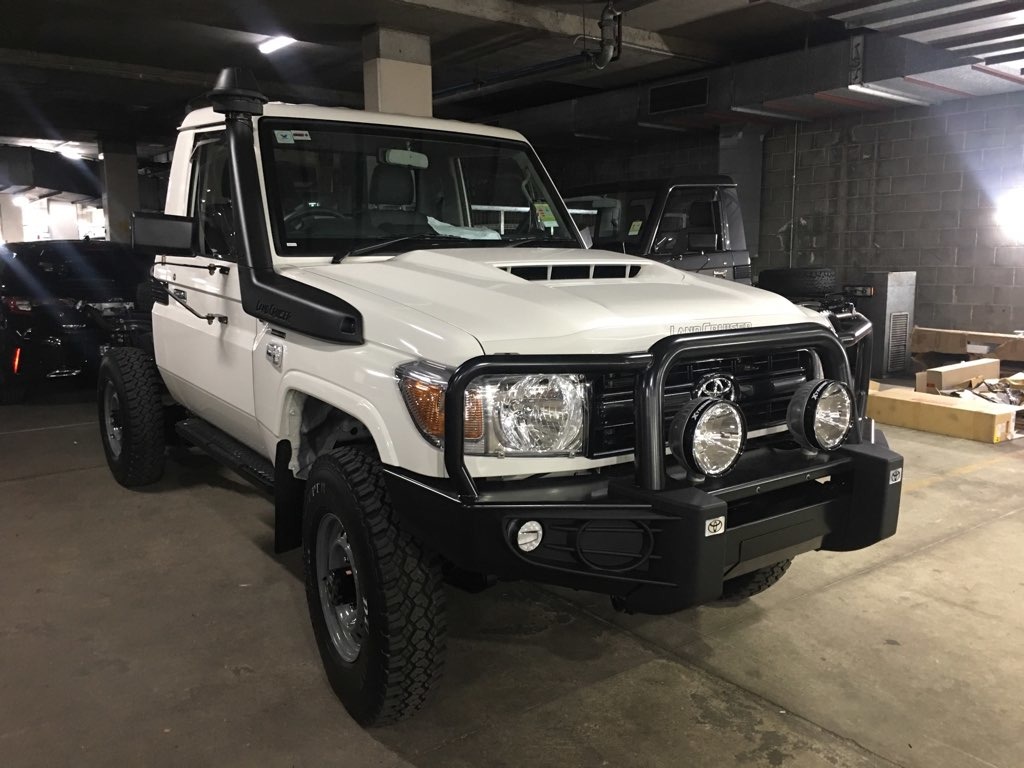 LandCruiser 70 2018 IPF 900 Xtreme LED Driving Lights on Bullbar ...