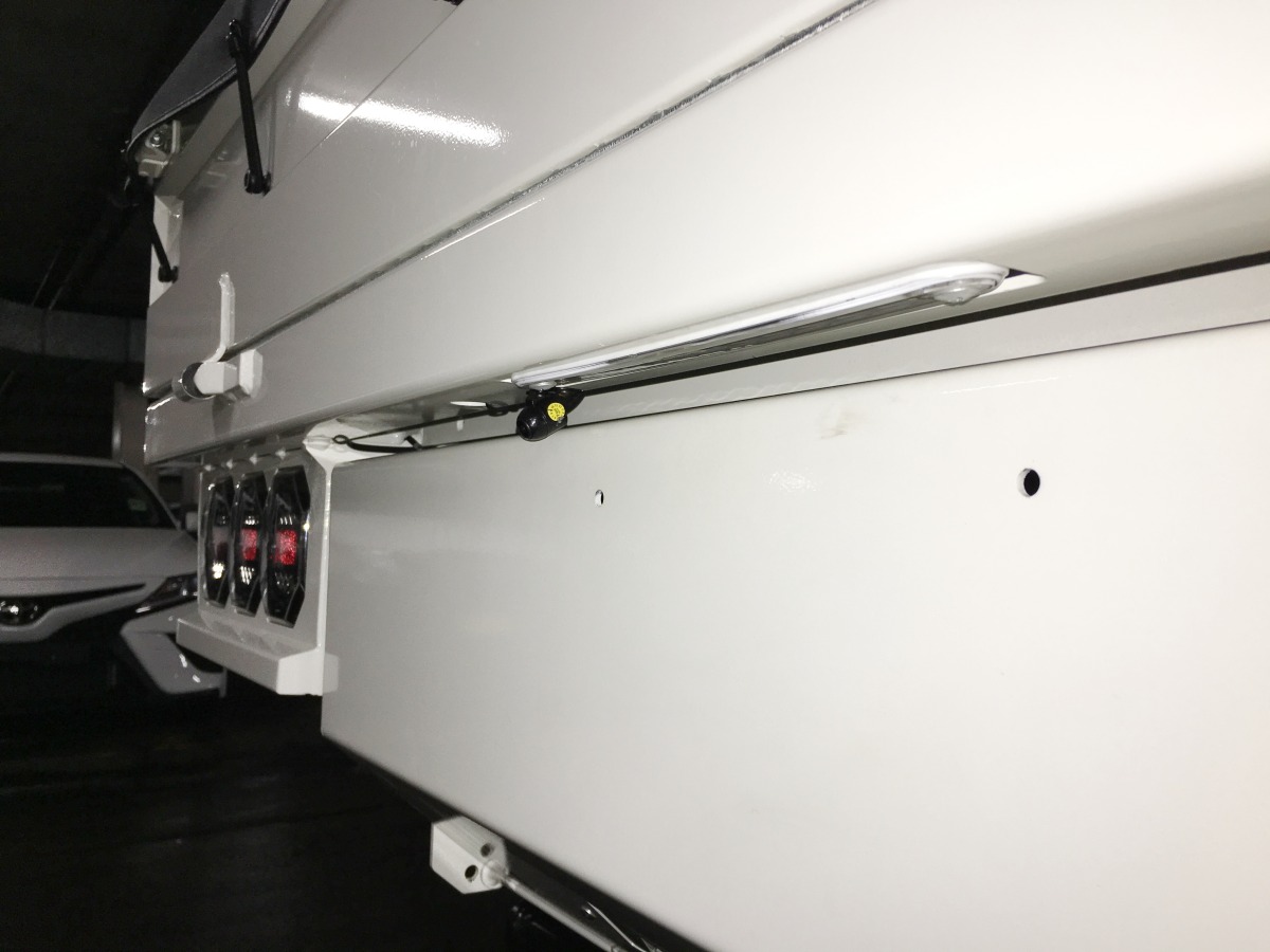 LandCruiser 70 2018 Reverse Camera on Alloy Tray | Creative Installations