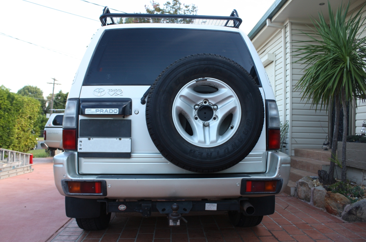 Prado 2000 Reverse Camera | Creative Installations