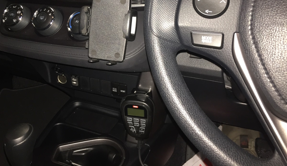 RAV4 GX 2016 GME TX3550S UHF CB Radio | Creative Installations