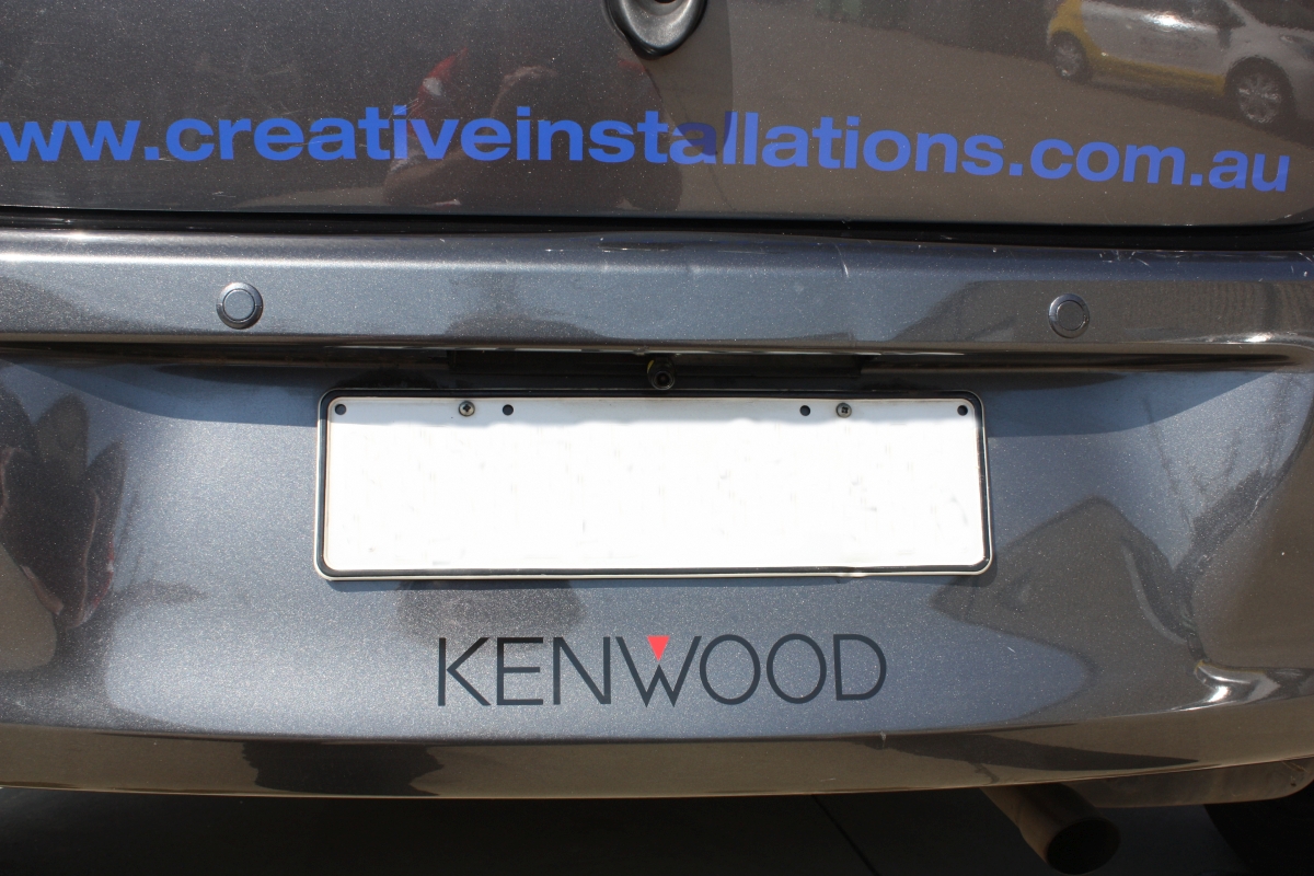 Yaris 2009 Reverse Camera | Creative Installations