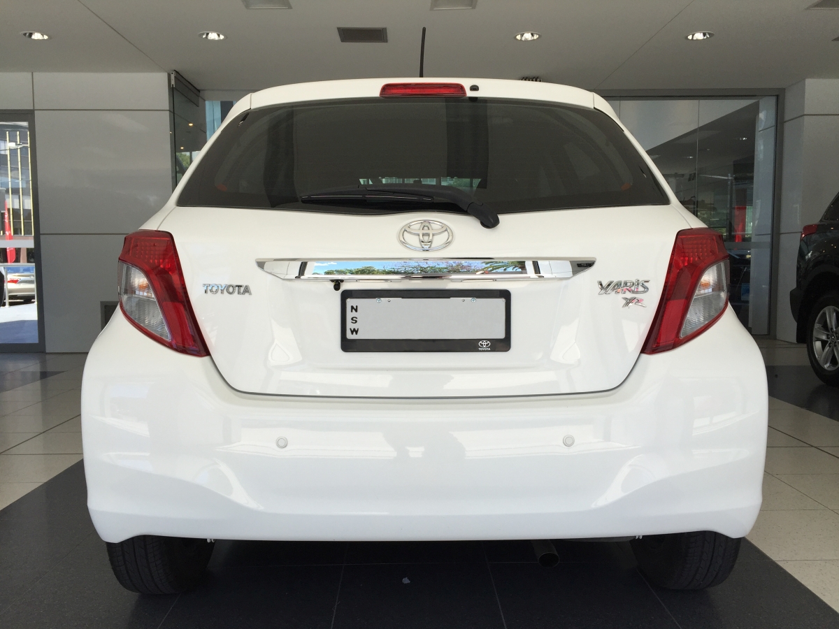 Yaris 2012 Reverse Camera | Creative Installations