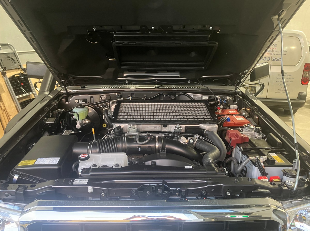 LandCruiser 2022 REDARC BCDC1220 Dual Battery System | Creative ...