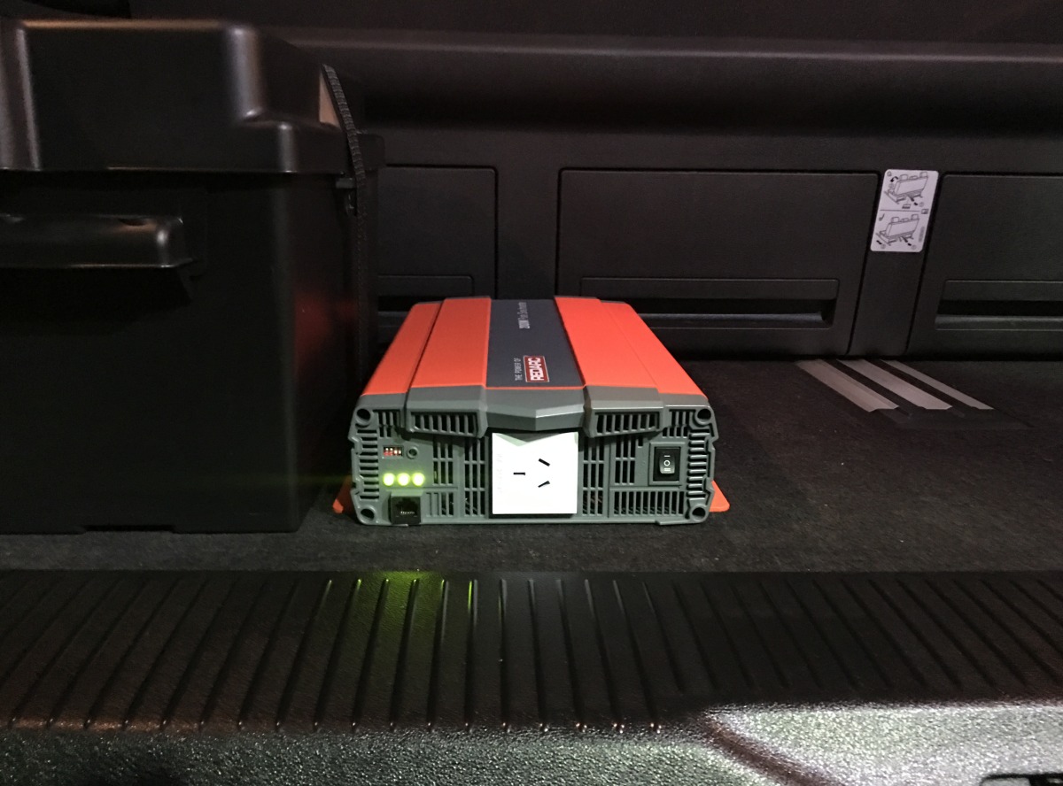 Multivan 2017 REDARC 2000W Pure Sine Wave Inverter | Creative Installations