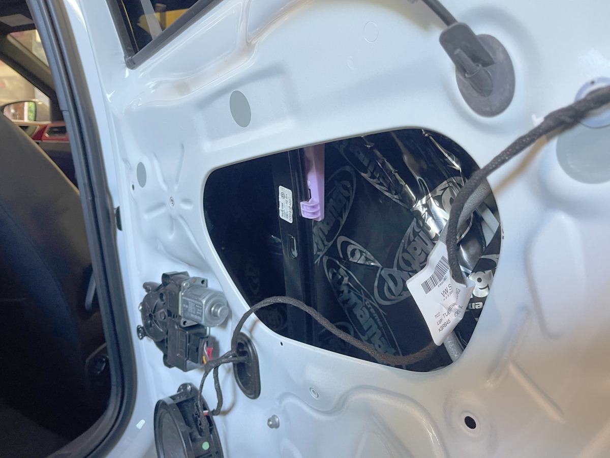 Polo 2020 Dynamat Sound Deadening | Creative Installations