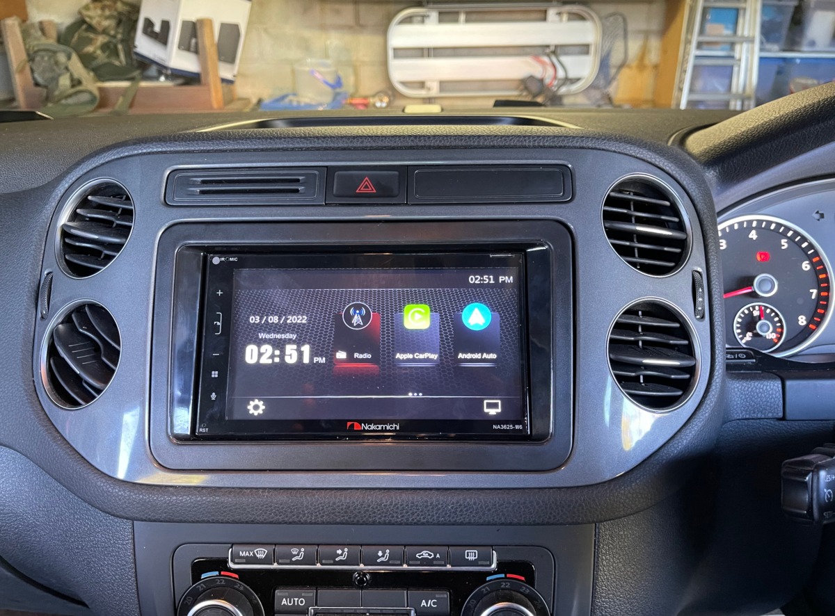 Tiguan 2014 Nakamichi NA3625-W6 Head Unit | Creative Installations