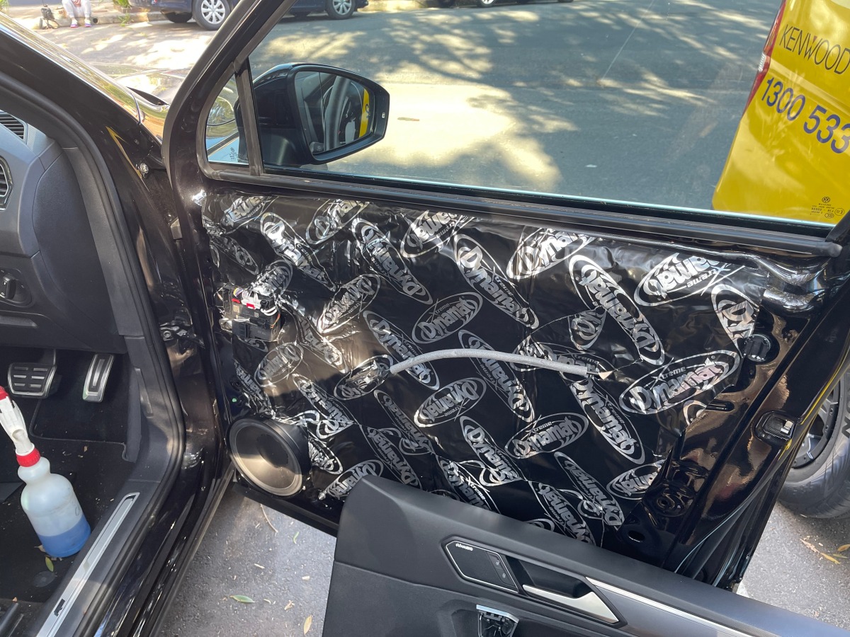 Tiguan 2019 Dynamat Sound Deadening | Creative Installations