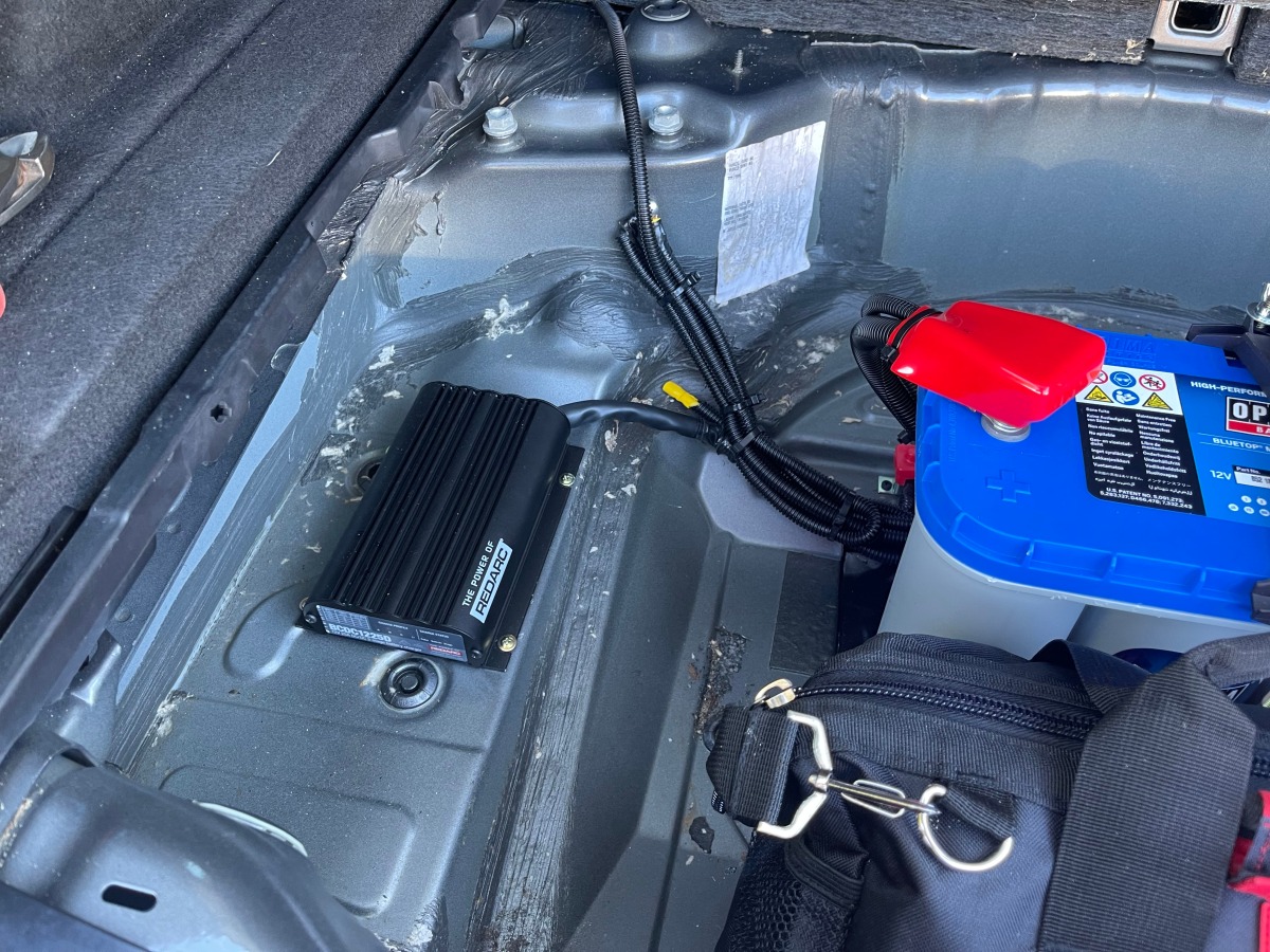 Touareg 2012 REDARC BCDC1220 Dual Battery System | Creative Installations