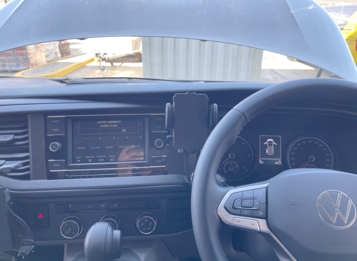 Transporter 2022 Universal Car Phone Holder | Creative Installations