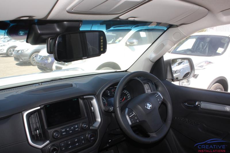 Trailer reverse camera | Creative Installations