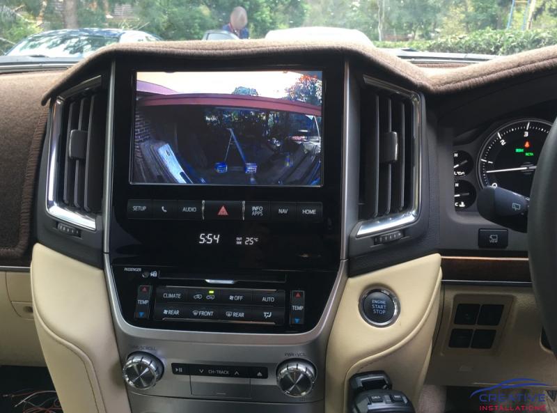 Trailer reverse camera | Creative Installations