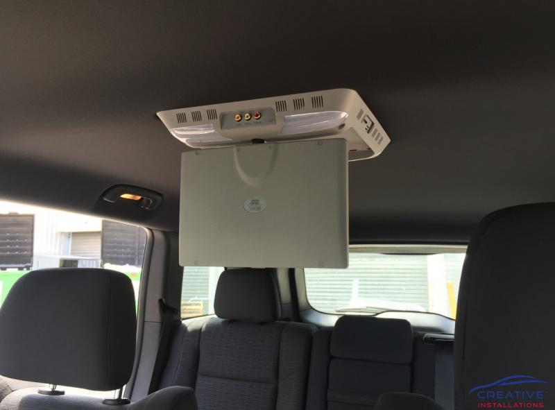 Jeep Grand Cherokee Portfolio | Creative Installations